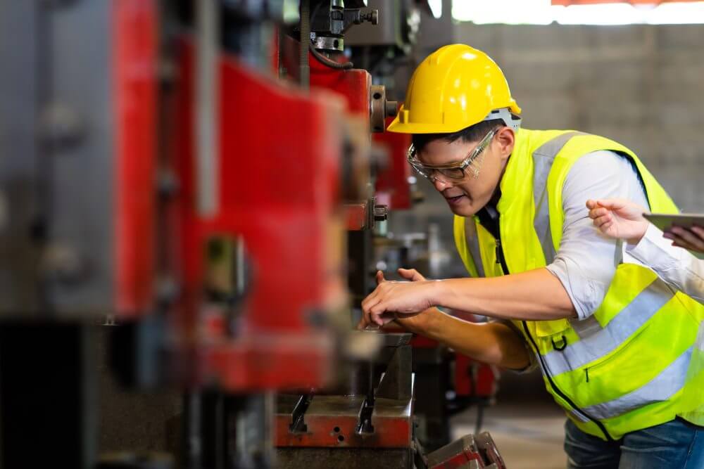 Best Preventive Maintenance Tracking Software 2026: Validate & Verify