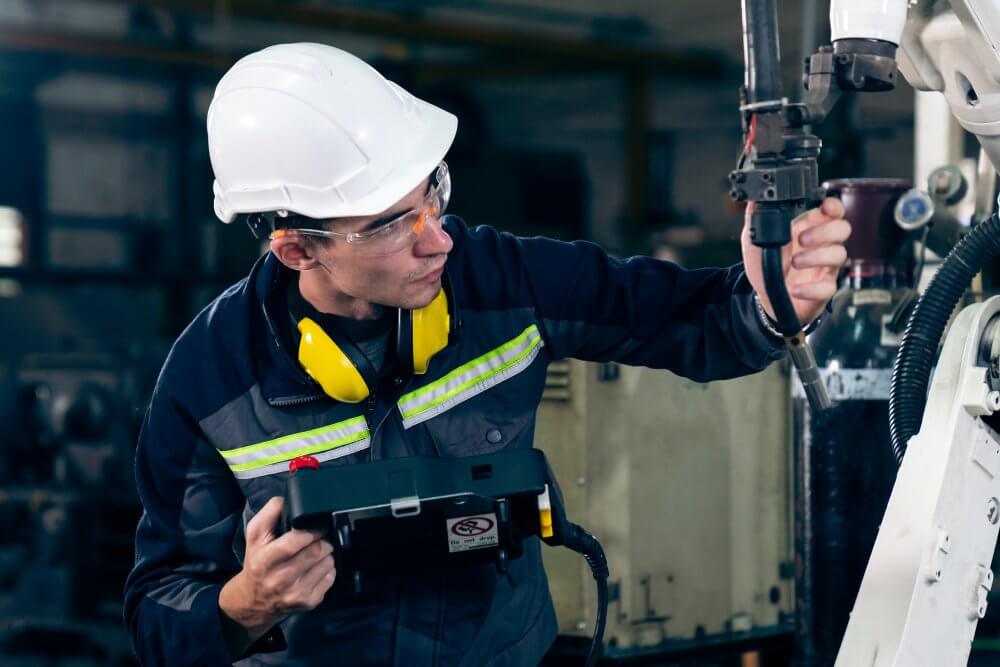 Understanding and Managing Idle Time in Manufacturing